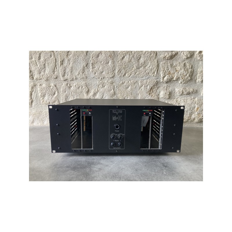 Neve V3/VR pre-wired rack